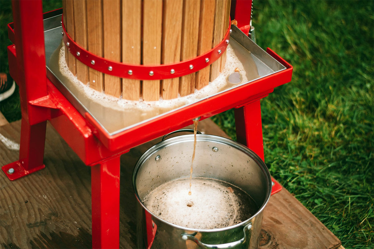 Wie wird Apfelwein hergestellt?